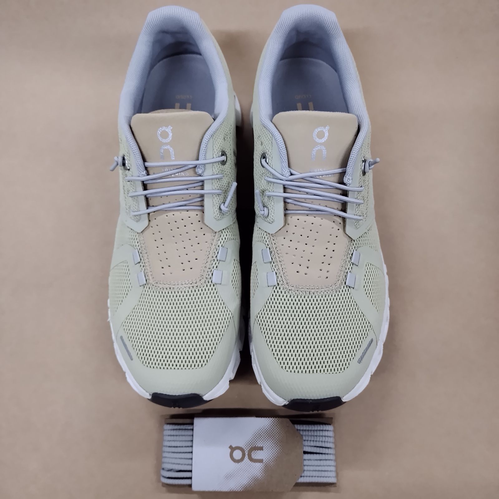 ON Cloud 5 Waterproof レディース Haze/Sand 24.5cm - メルカリ