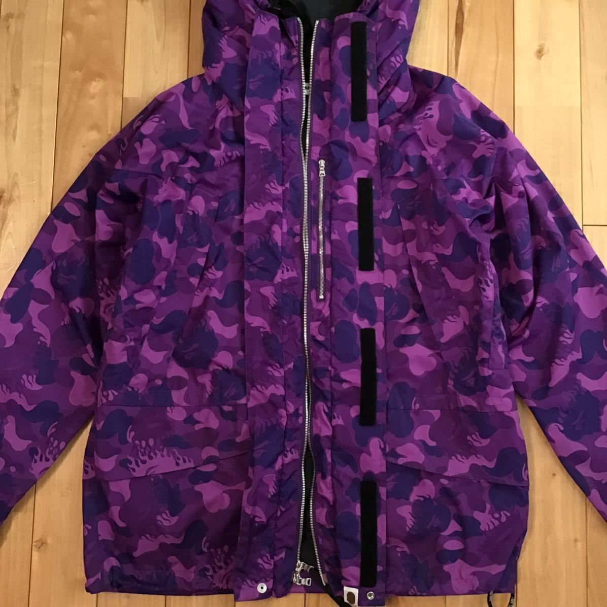 Fire camo スノボジャケット Lサイズ a bathing ape BAPE snow Fire camo スノボジャケット Lサイズ a bathing ape BAPE snow