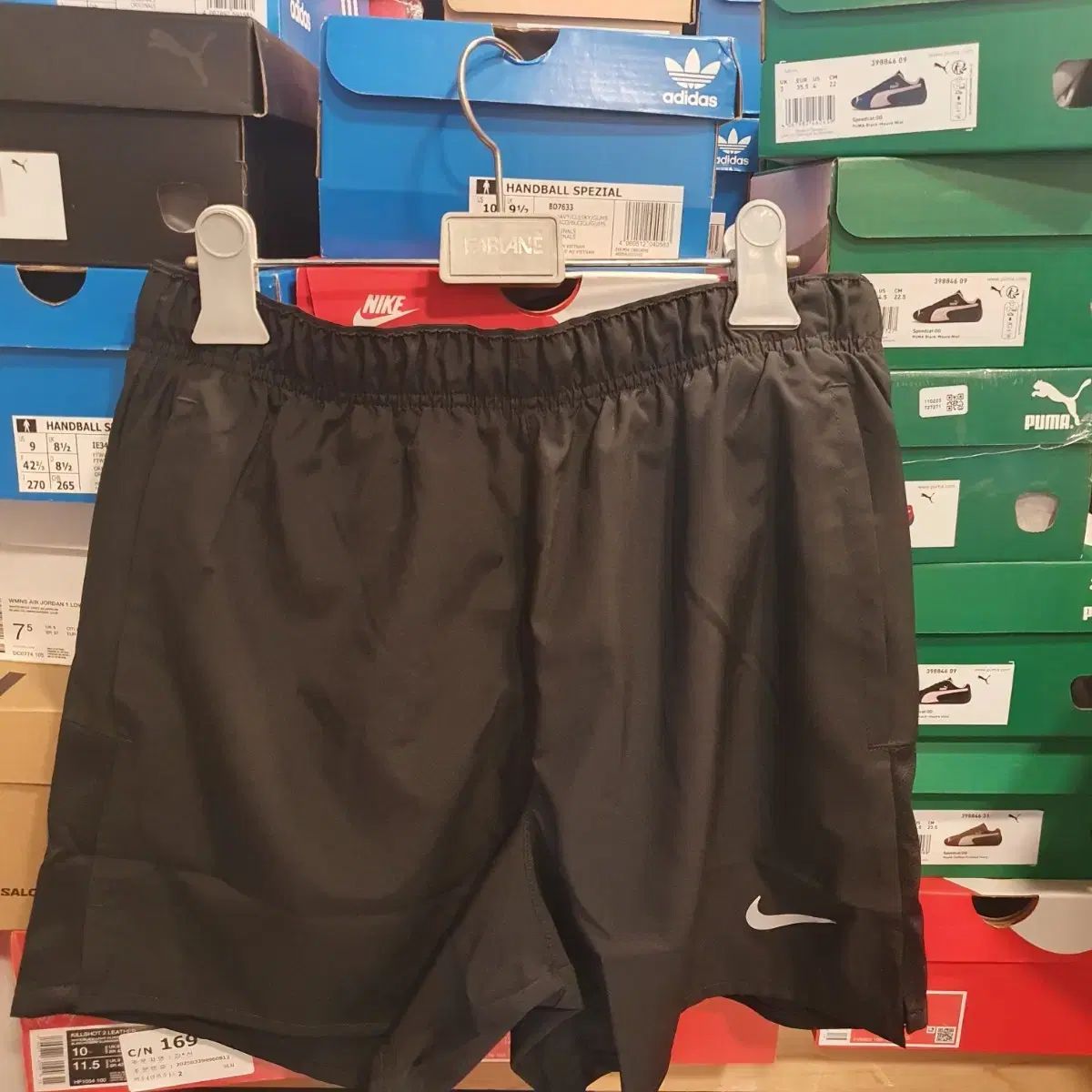 DV9364 ー 010 Nike(ナイキ） ランニング ジム ラタン トレーニング ハーフパンツ 黒 - メルカリ