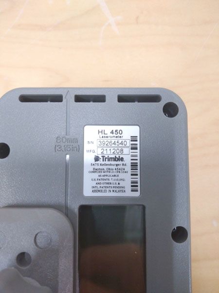 ニコン・トリンブル 【未使用】レーザーレベル SPECTRA PRECISION 受光器 HL450 三脚(ホーシン HS-OD)付き 単一乾 ...