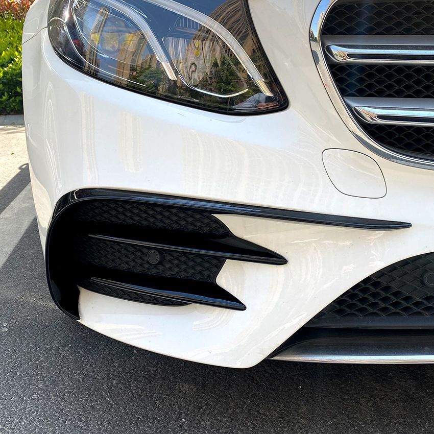 送料無料 メルセデスベンツ Eクラス W213 2016-2020 E200 E260 E300 AMG フロントバンパー グリル トリム ストリップ - ABS素材 粘着式 4ピースセット ...