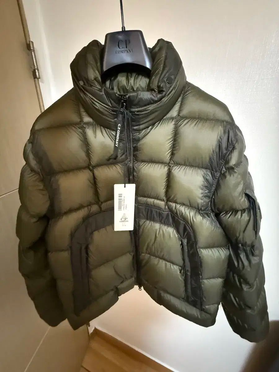 【雷市場（ポンジャン）商品韓国直送】 24fw 新作 cp カンパニー dd シェル オリーブ - メルカリ