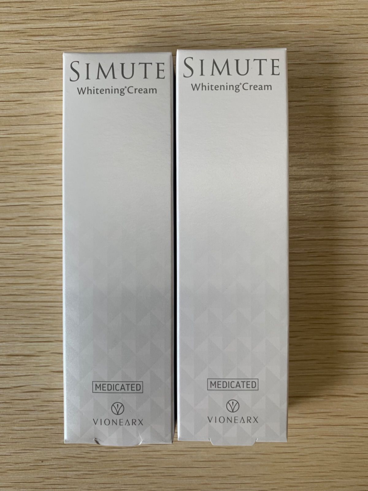 未使用品 simute 薬用ホワイトクリーム 30g 2本セット A991 - メルカリ