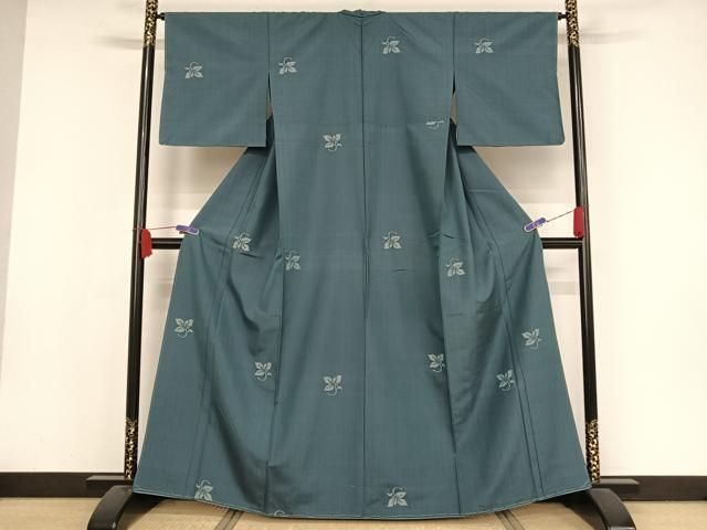 平和屋着物●上質な紬  胴抜き仕立て　舞葉文　正絹　逸品　未使用　AAAX0122np 平和屋着物○上質な紬 胴抜き仕立て 舞葉文 正絹 逸品 未使用