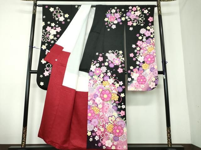 平和屋着物○豪華振袖 花手毬 舞桜 黒地 暈し染め 金彩 正絹 逸品