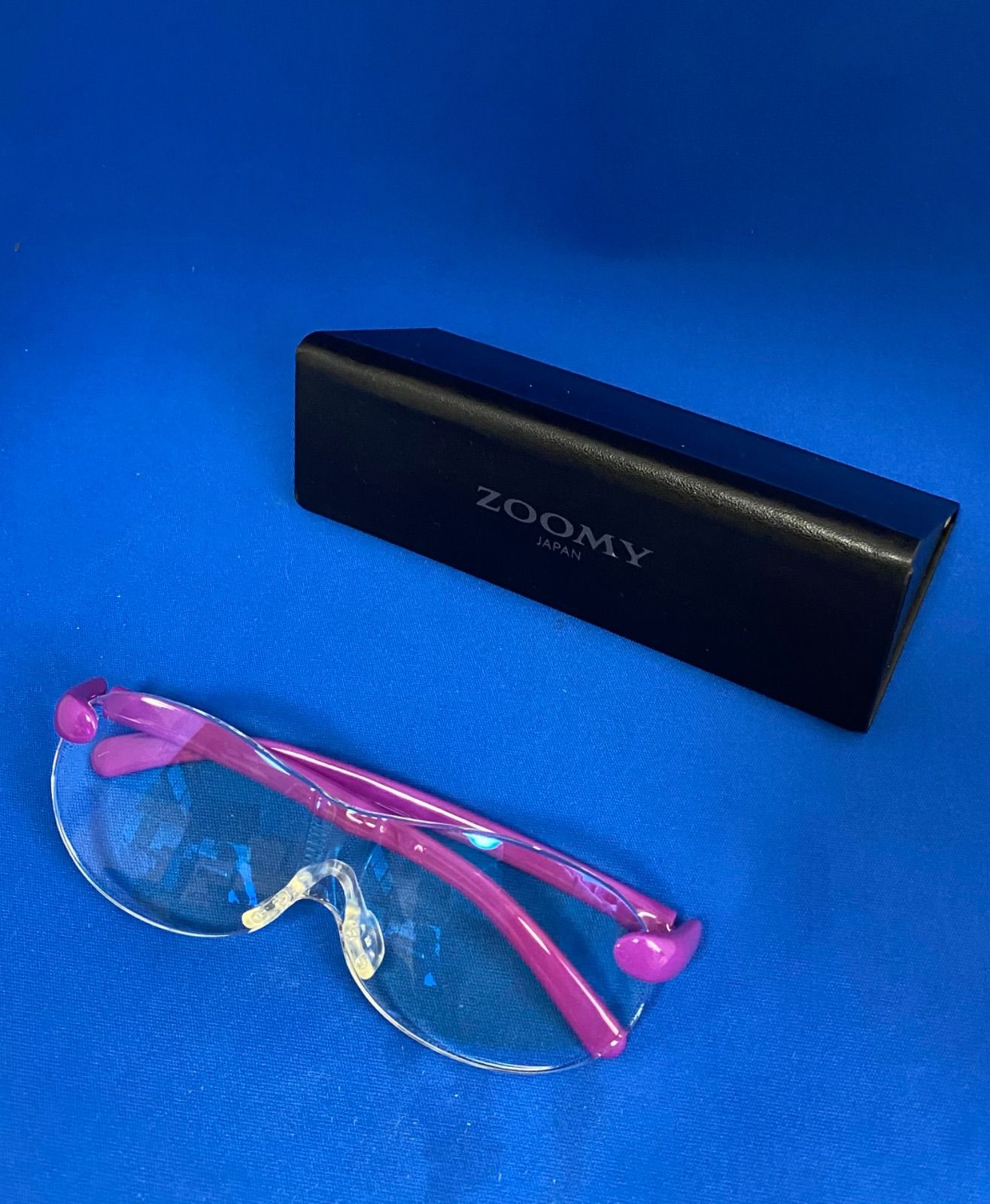 ZOOMY ズーミイ メガネ 眼鏡型拡大鏡 ZMYWS01 拡大率1.6倍 パープル - メルカリ