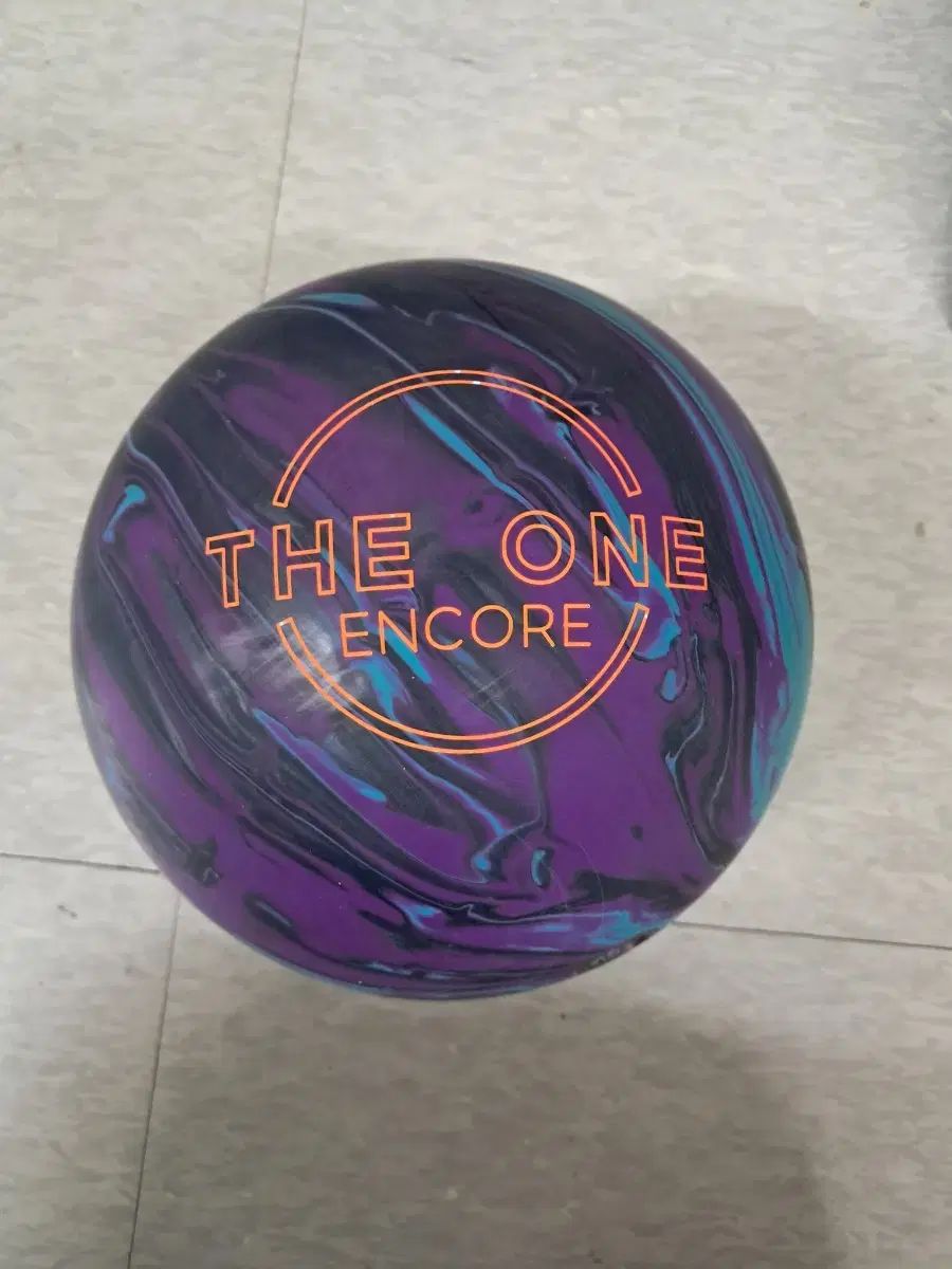 中古ボーリングボール 両手で ダムレス 専用 エボナイト(EBONITE) ザワンアンコール 15p - メルカリ