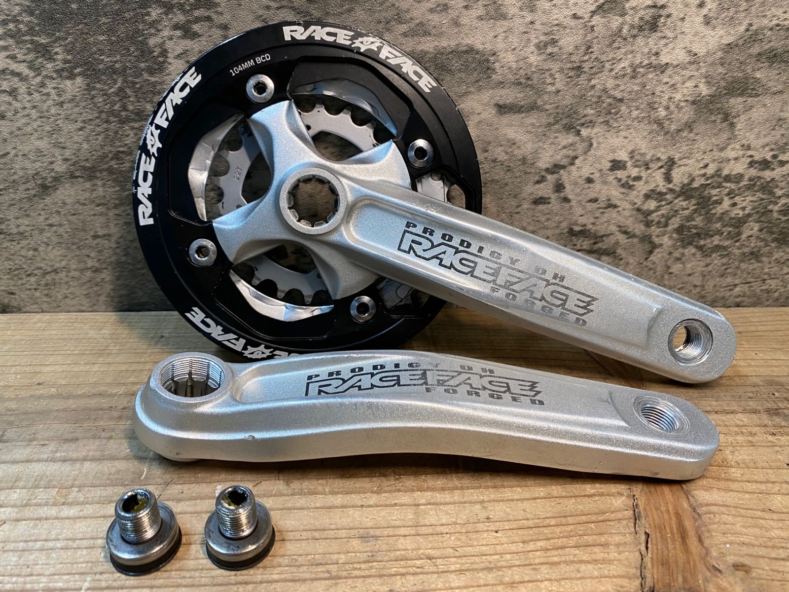 IA418 レースフェイス RACEFACE PRODIGY DH クランクセット 170mm 32/22T ISIS - メルカリ