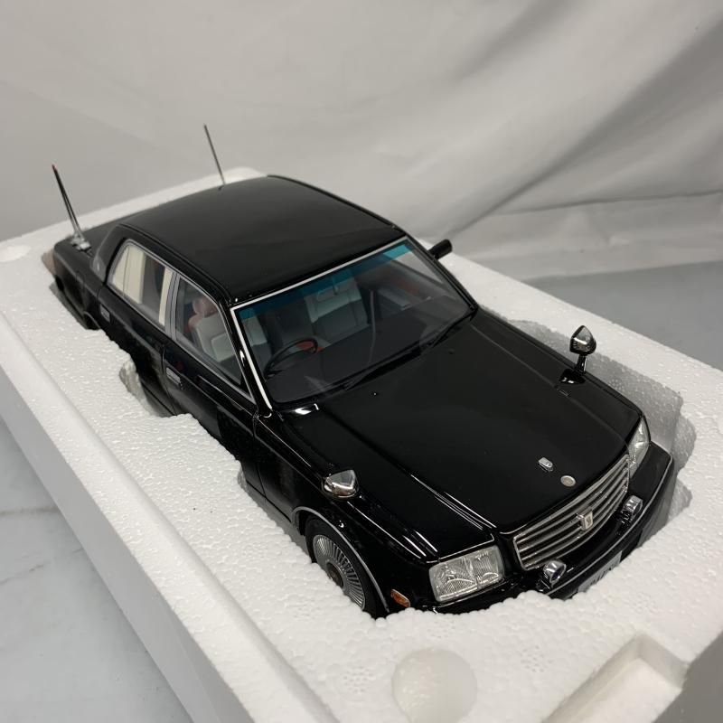 中古】1/18 ヒコセブン トヨタ センチュリー (GZG50) 2007 日本国内閣総理大臣 中古】1/18 ヒコセブン トヨタ センチュリー (GZG50) 2007 日本国内閣総理大臣