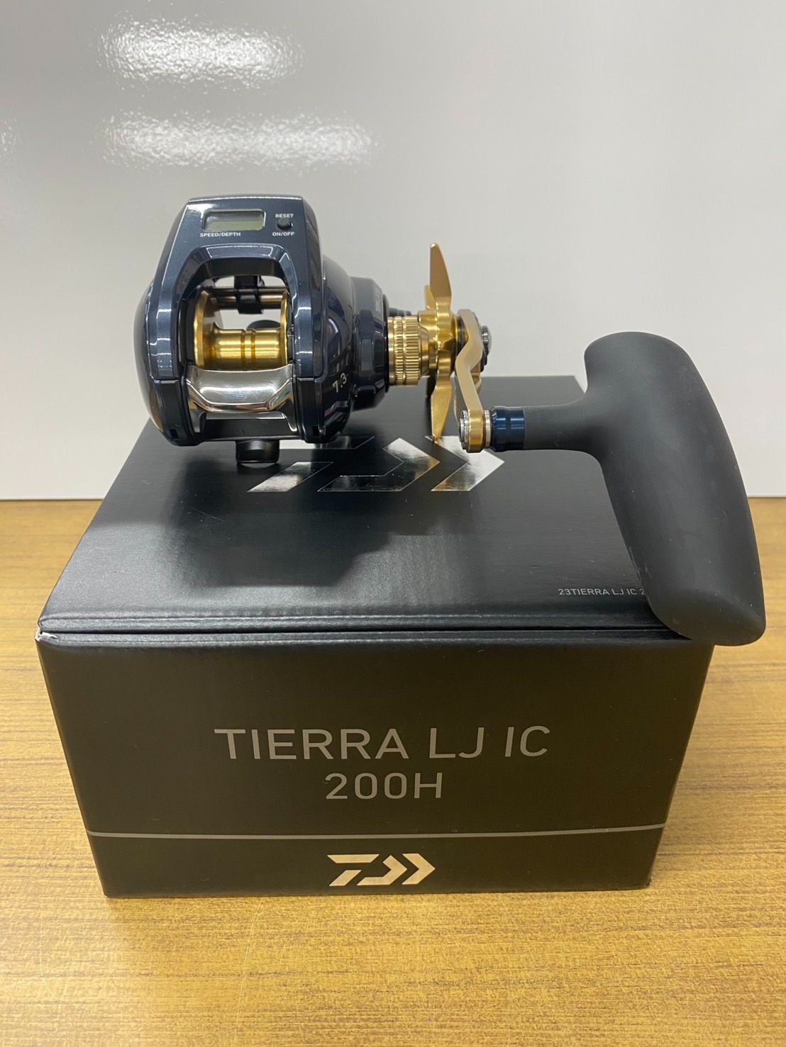ダイワ(DAIWA) カウンター付キベイトリール ティエラLJ IC200H