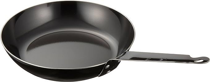 遠藤商事(Endo Shoji) TKG 鉄フライパン 20cm 内径×深さ(mm)203×40底径(mm)135板厚(mm)2.3 質量(kg)0.80 IH対応 厚板黒皮仕様で均一な熱伝導 ...