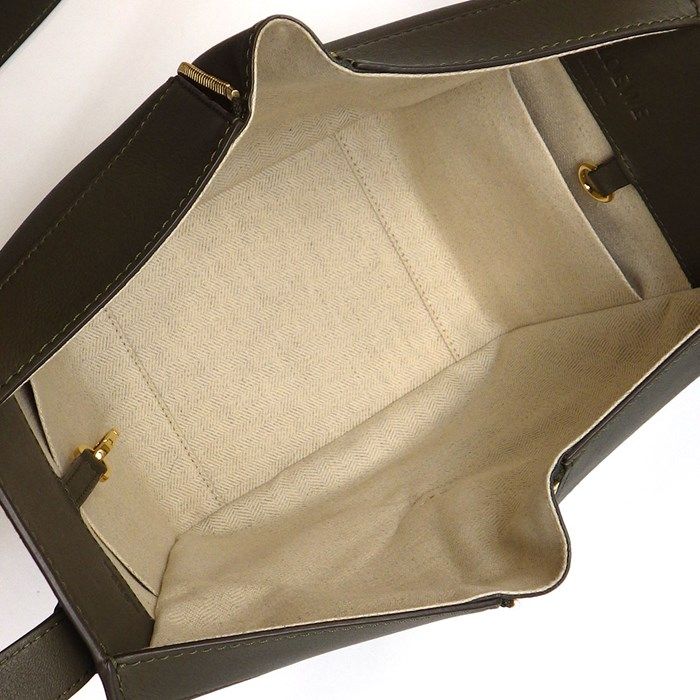 TAKEO KIKUCHI タケオキクチ タケオ キクチ クエスト リュック B4