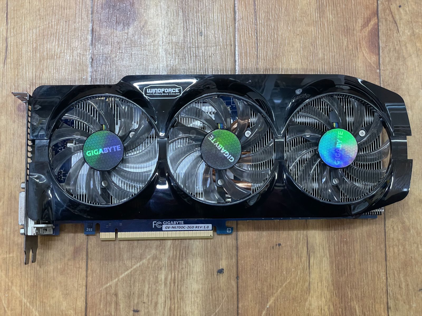 ☆GIGABYTE グラフィックボード GeForce GTX670 2GB GV-N670OC-2GD REV:1.0 GDDR5 256bit DVI-D/DVI-I/HDMI/DP - メルカリ