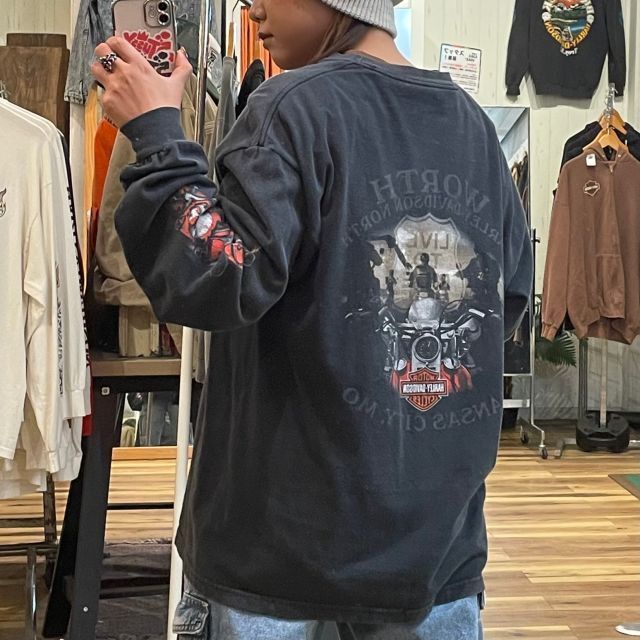 Harley-Davidson/ハーレーダビッドソン】ロンT - メルカリ Harley-Davidson/ハーレーダビッドソン】ロンT - メルカリ