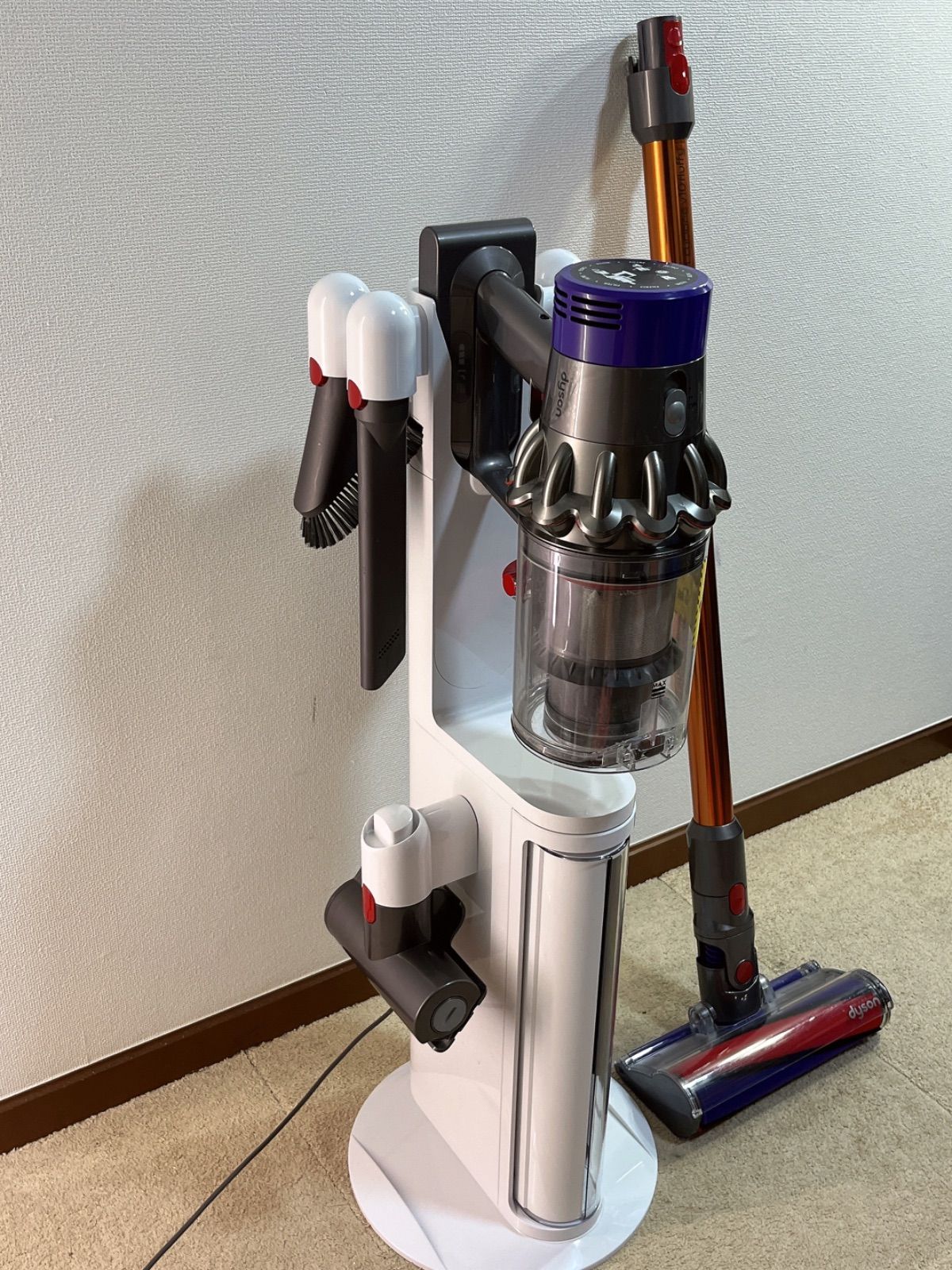 403)【未開封/希少】Dyson Small Ball サイクロン式 取り付き 403)【未開封/希少】Dyson Small Ball サイクロン式 取り付き