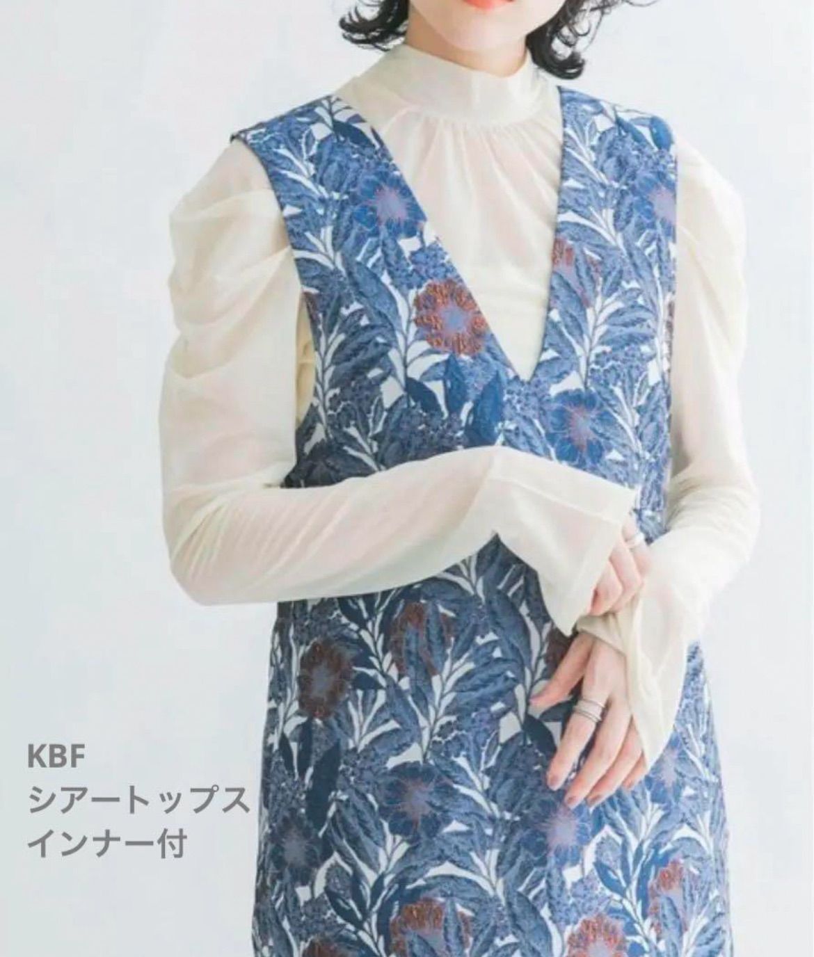 KBF ケービーエフ 23SS ボリュームショルダーシアープルオーバー 幅広い着回しを叶える 伸縮性ある素材 程よくフィット 華やか 1枚で - メルカリ