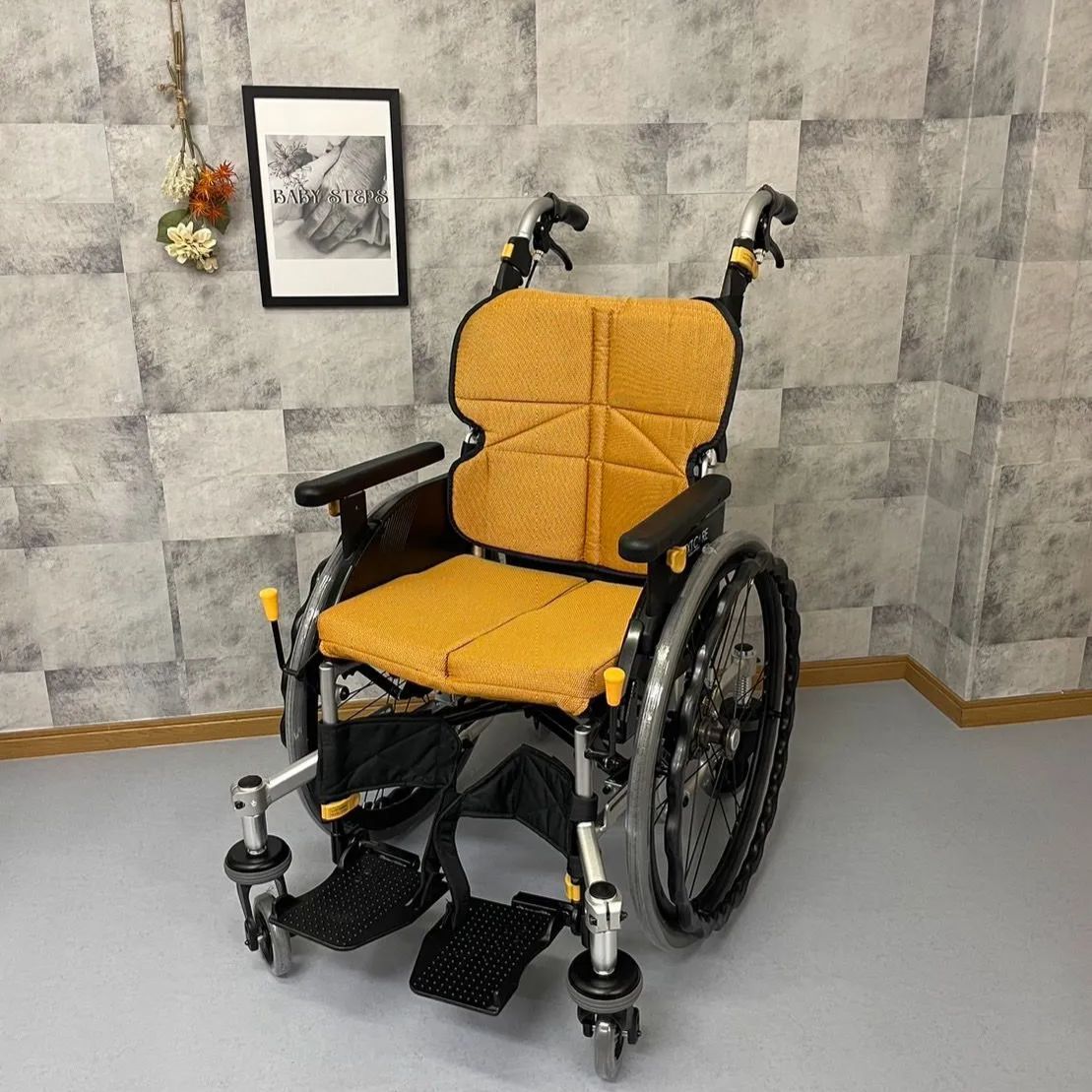 MATSUNAGA 松永 松永製作所 ネクストコア くるり NEXT-71B 自走車椅子 車椅子 6輪自走式車椅子 アルミ製 - メルカリ