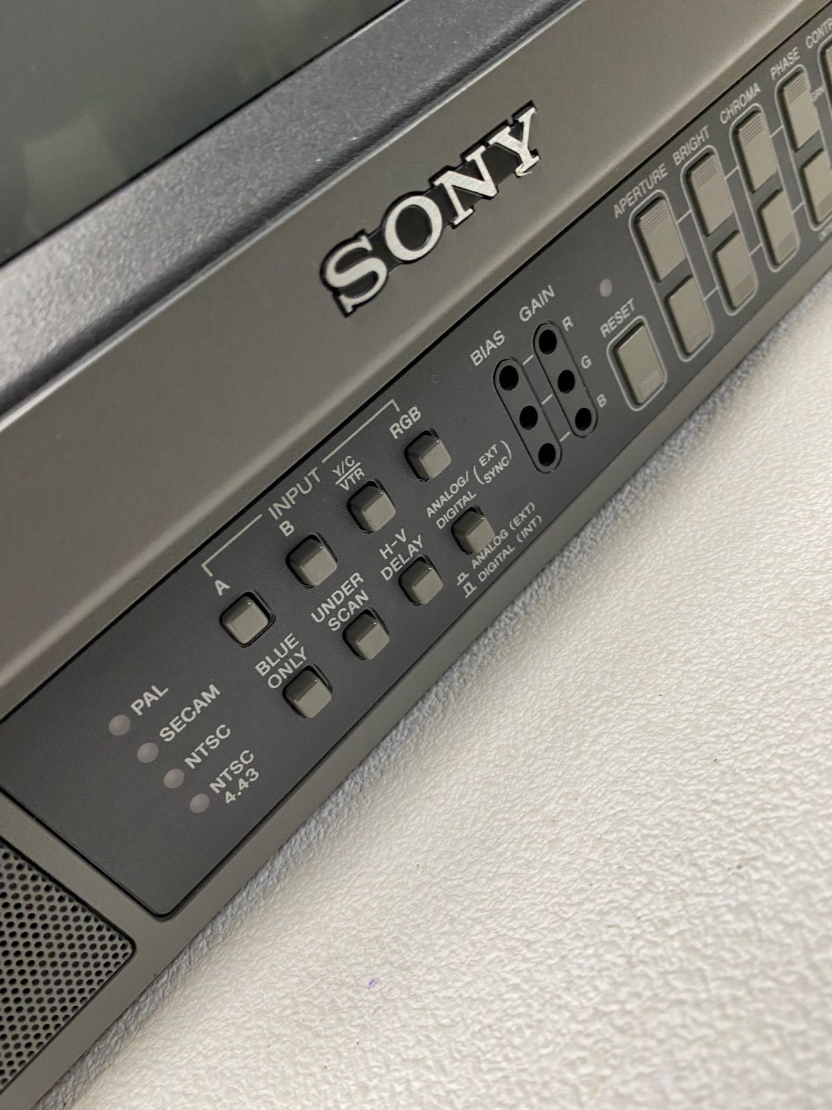 *2257 地域限定送料無料‼︎【SONY】ソニー カラービデオ モニター PVM-1342Q ジャンク品 - メルカリ