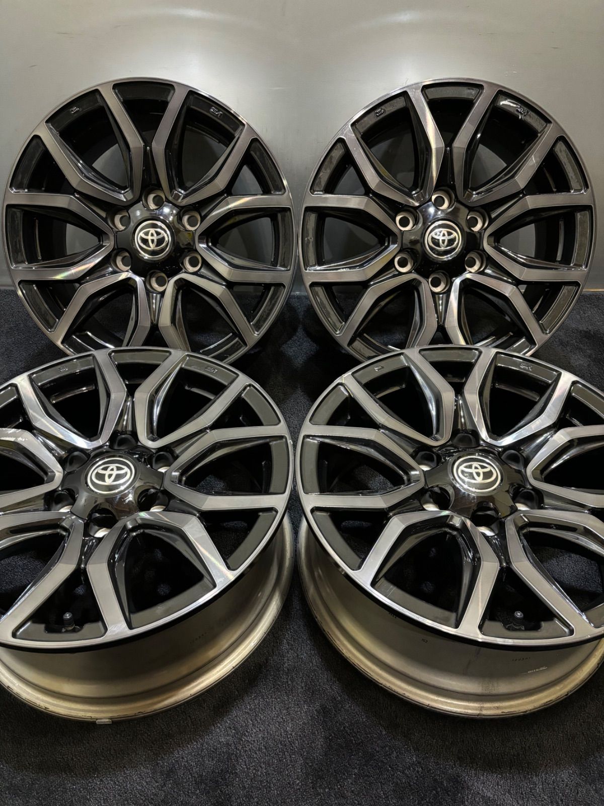★トヨタ 125 ハイラックス GRスポーツ 純正 18インチ 7.5J +30 139.7 6H アルミホイール 4本 (2-H567 ...