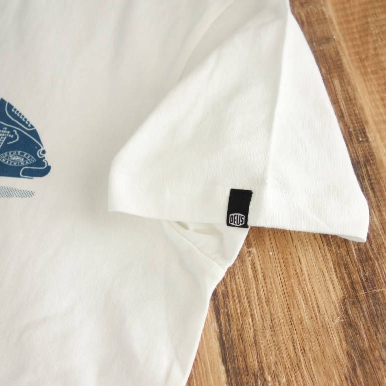 デウスエクスマキナ ボックス Tシャツ メンズ Deus Ex Machina 356 PORSCHE TEE - メルカリ