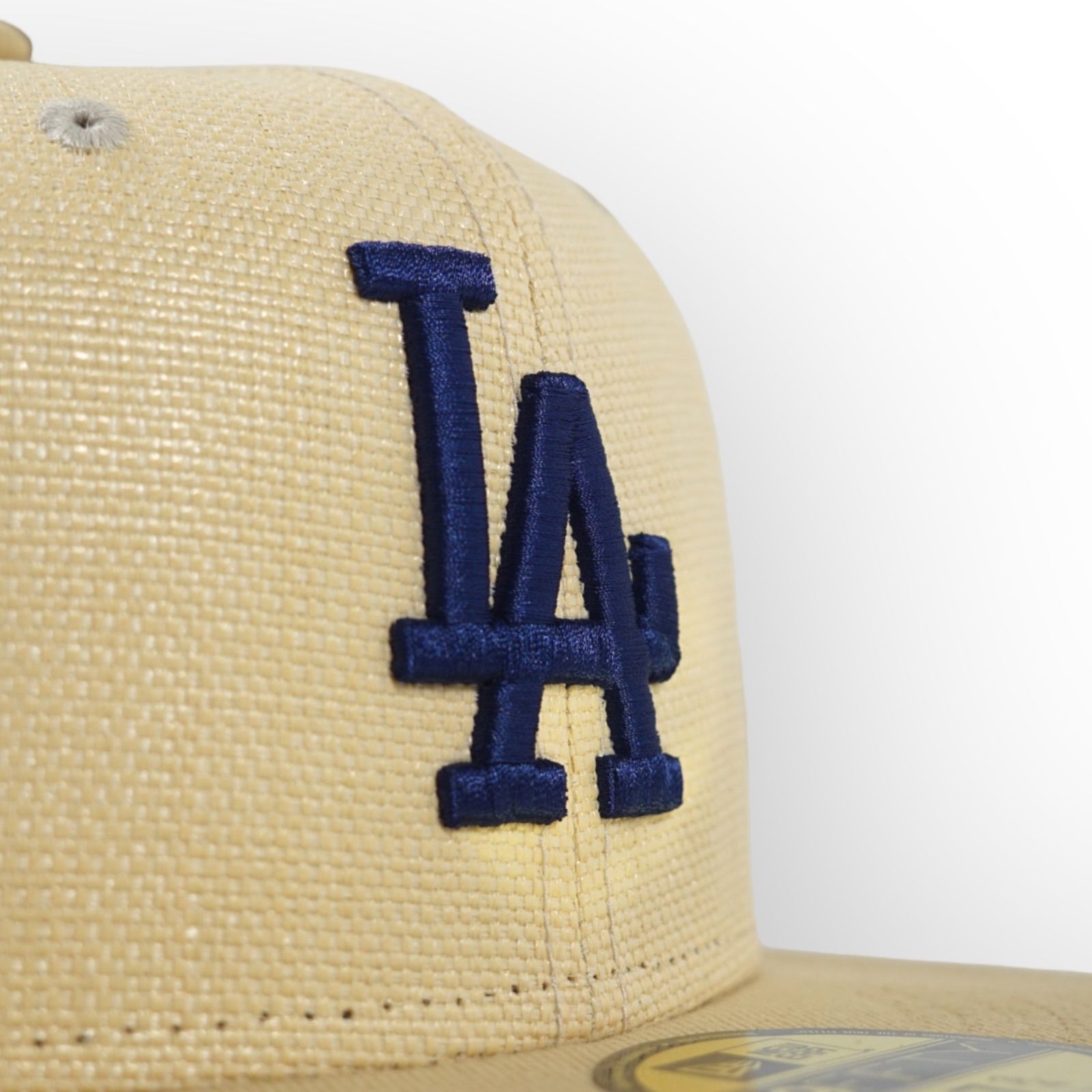 ○ New Era Los Angeles Dodgers 60th Anniversary Raffia Front ○ New Era Los Angeles Dodgers 60th Anniversary Raffia Front