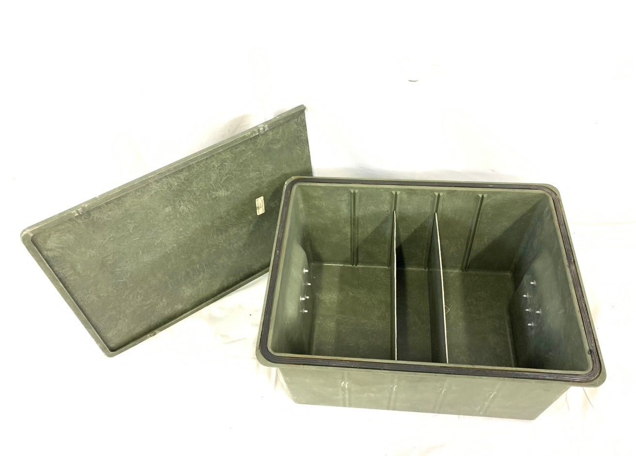 GARAGE B様専用☆米軍放出品 道具箱 ツールボックス 仕切り板付き W56×D42×H28.5cm ハードケース USMC Half ...