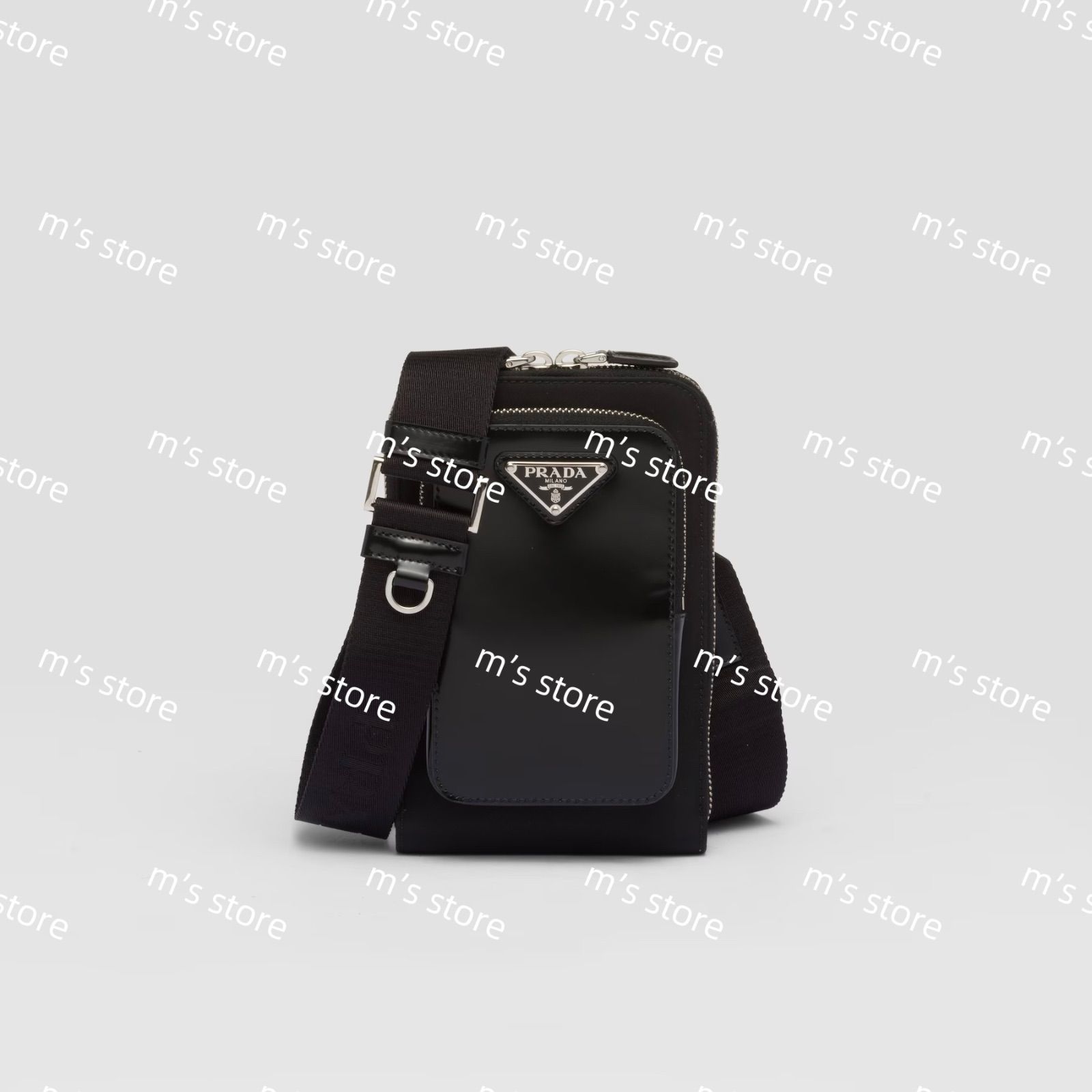 PRADA / 印象深く Re-Nylon xブラッシュドレザー スマートフォン PRADA / 印象深く Re-Nylon xブラッシュドレザー スマートフォン