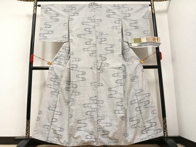 平和屋着物○本場大島紬 白大島 一元7マルキ 総絣 流水文 たかし謹製