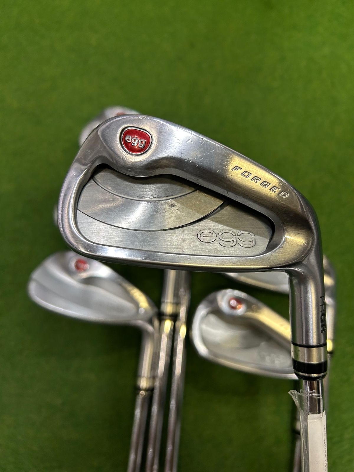PRGR egg FORGED(2019) 7-Pw.Aw.As 6本セット NS080スチール M-40 SR 中古 - メルカリ