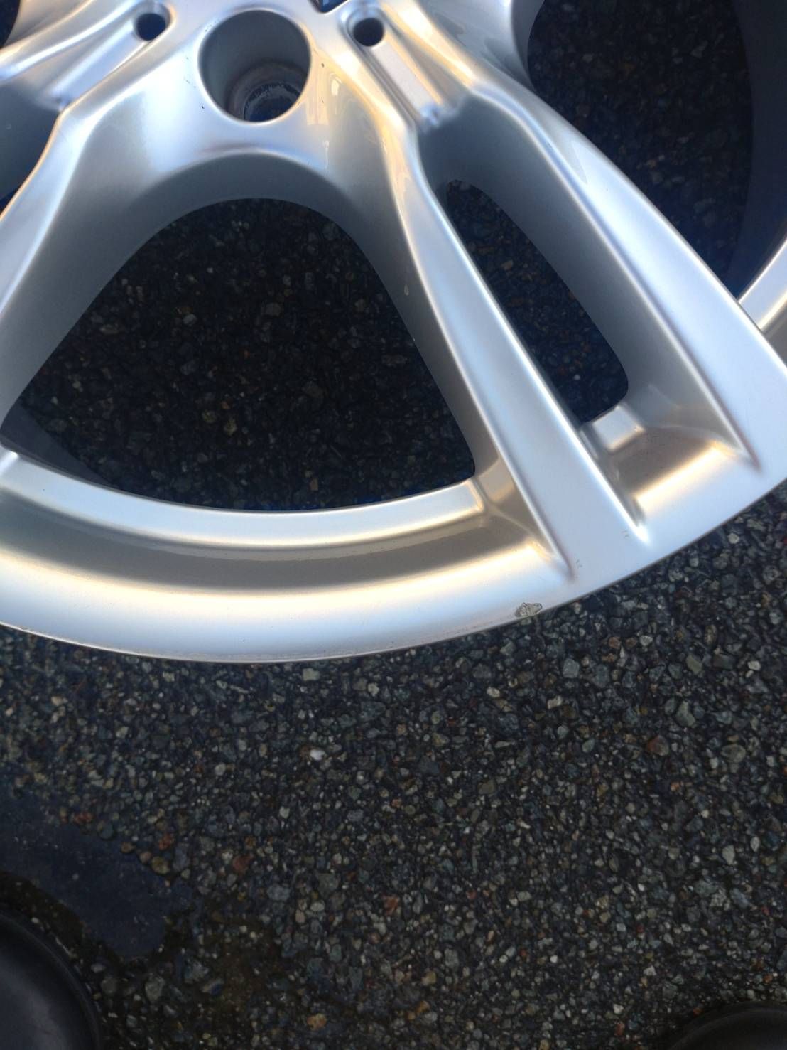 BMW F30 F31 3シリーズ 純正 ホイール 120-5H 8/8.5J×18 +34/+47 7845880 7845881 4本 ...