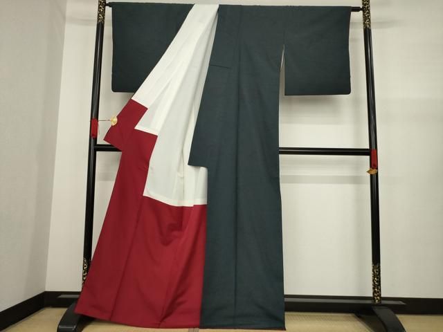 平和屋着物○本塩沢 110亀甲 幾何学文 正絹 逸品 AABA4638ck