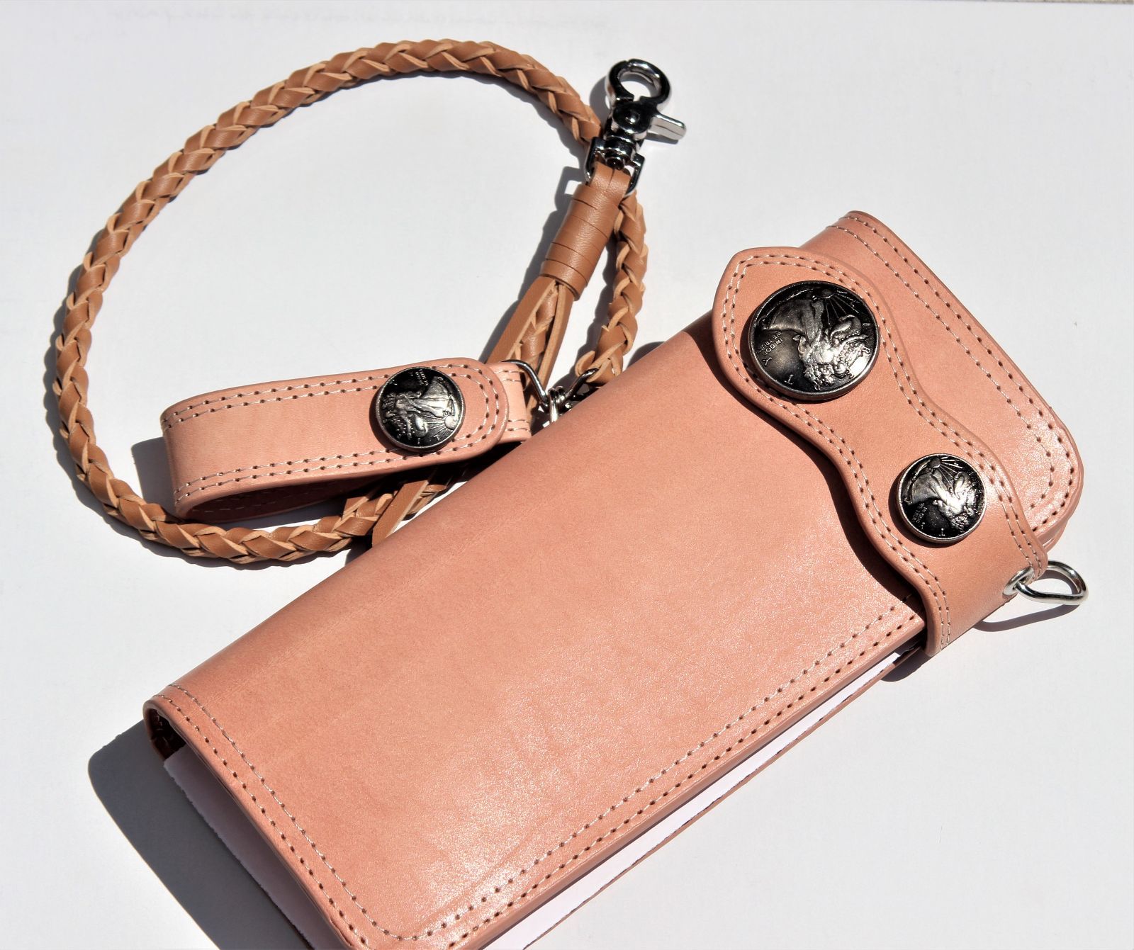 《送料無料＆税込価格》《新品未使用》《数量限定》《特別価格》BEAMZ‘SQUARE！硬質！オールバッファローレザー！ダブルコンチョ搭載モデル！ウォレットコード付き！バイカーズロングウォレット ...