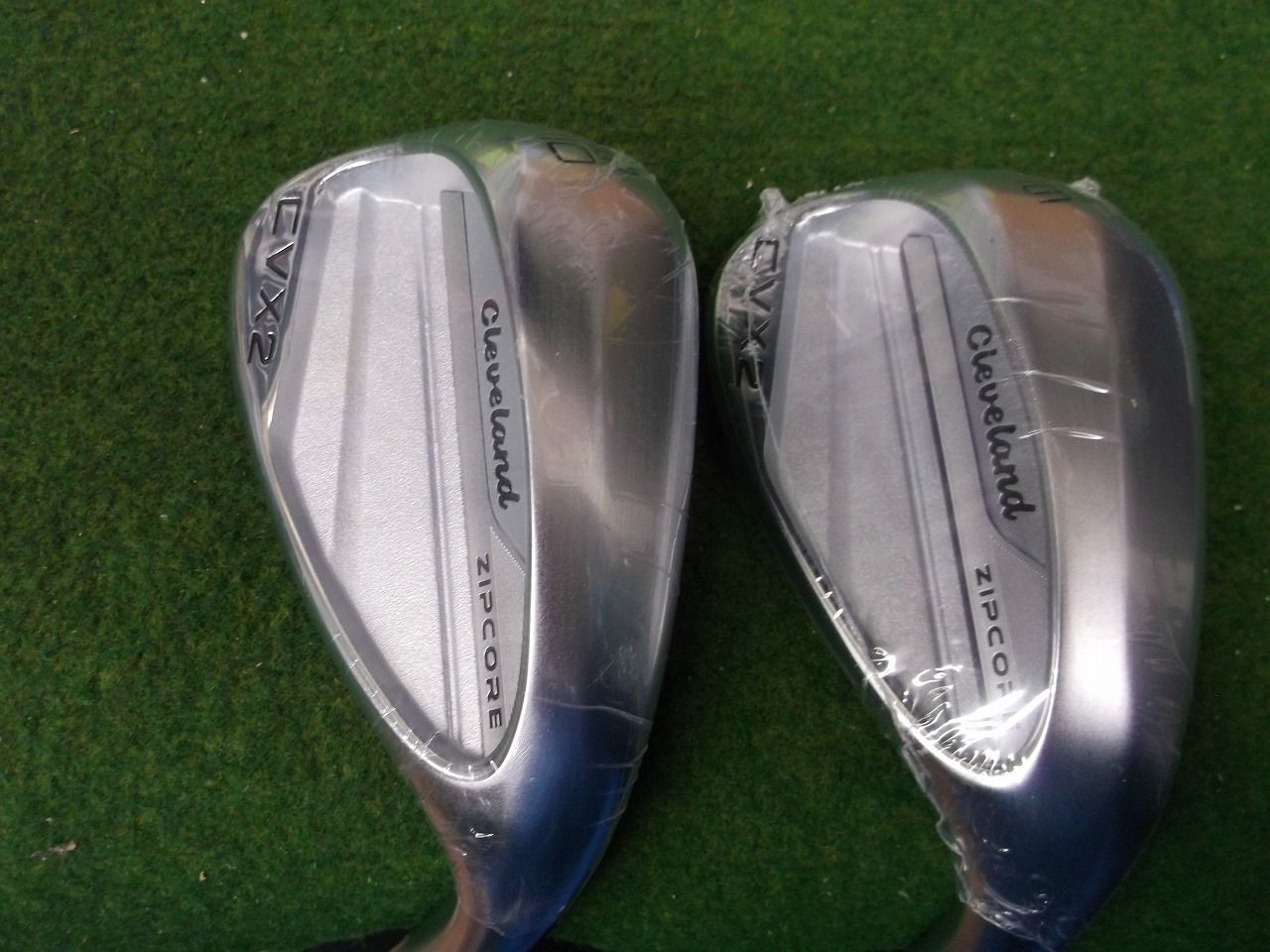 Cleveland ZIPCORE CVX 粘り強い ウェッジ 50°/56° カーボン Cleveland ZIPCORE CVX 粘り強い ウェッジ 50°/56° カーボン