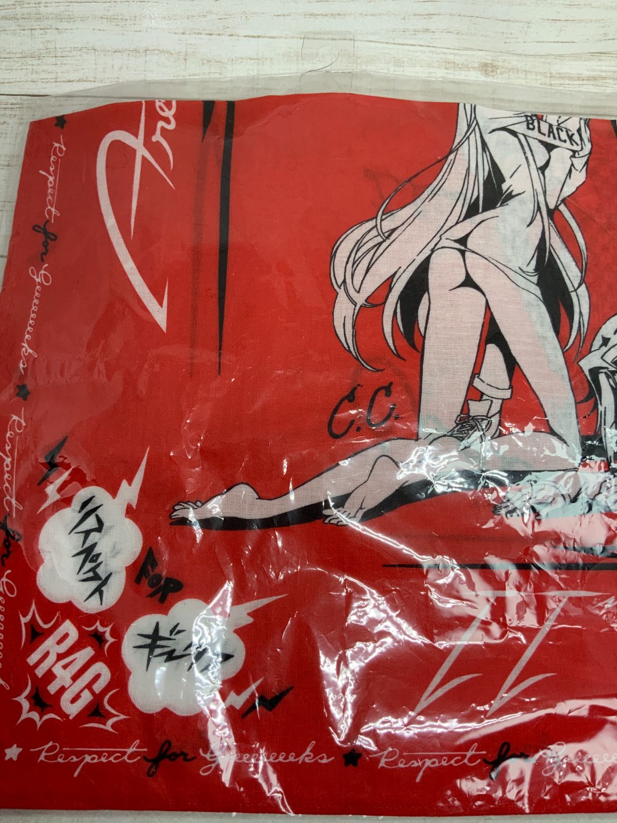 コードギアス 反逆のルルーシュ - R4G(RESPECT FOR GEEKS) バンダナ(赤) C.C＆カレン - メルカリ