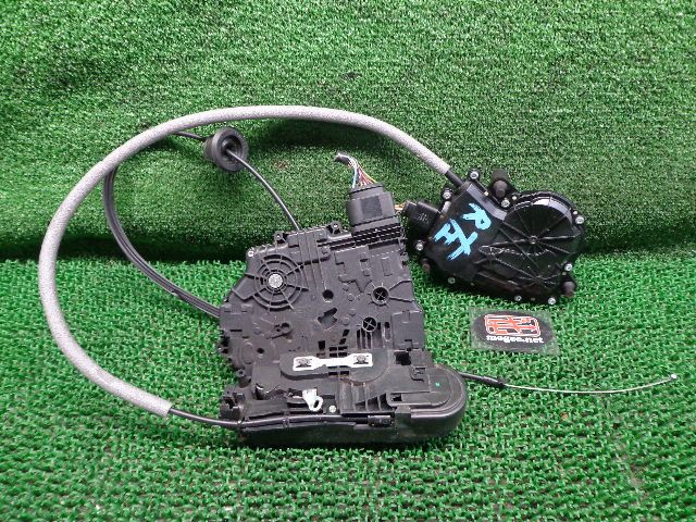 1FL5107 OC2-5 フォルクスワーゲン シャラン DBA-7NCAV 2012年 リア左ドアイージークローザーモーター 7N0 843 ...