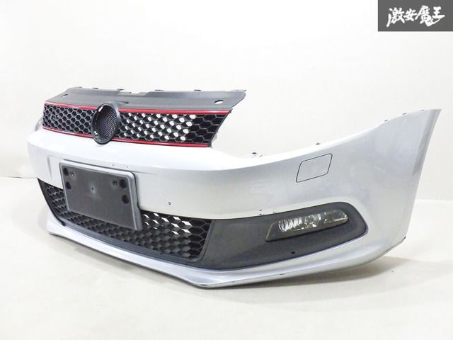 【ストア出品】 VW ワーゲン純正 ABA-6RCAV ポロ 前期 フロントバンパー シルバーメタリック系 6R0807221 グリル フォグ ...