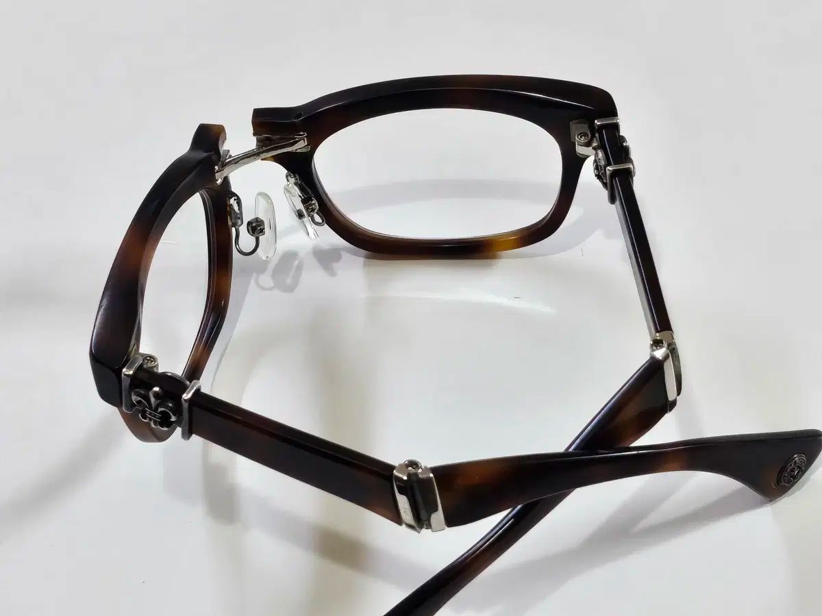 【雷市場（ポンジャン）商品韓国直送】 CHROME HEARTS Chrome Hearts(クロムハーツ) DROOLIN メガネ - メルカリ