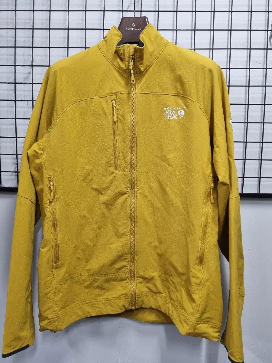 105XL マウンテン ハードウェア 機能性 ウインドブレーカー - メルカリ
