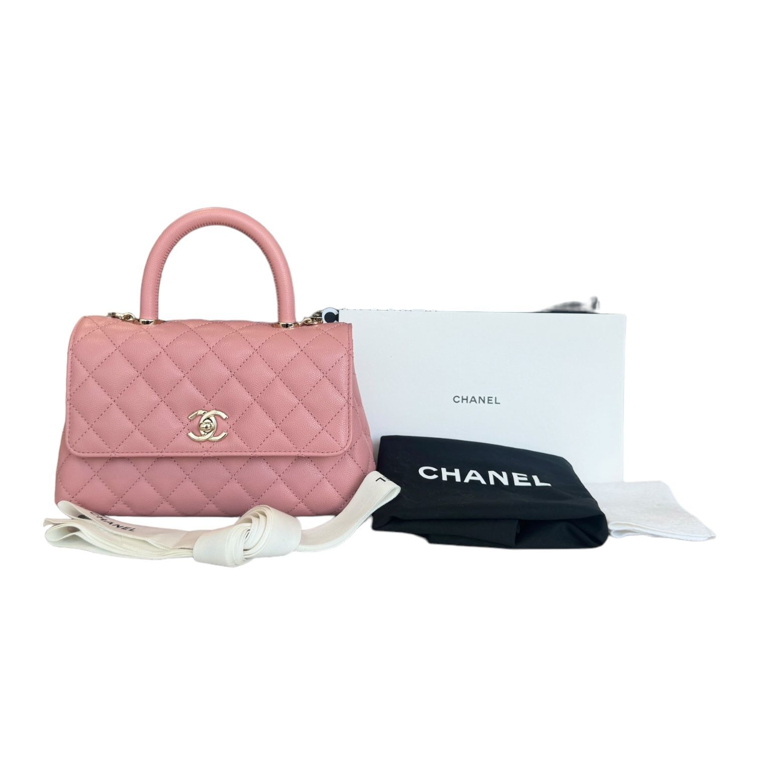 お値下げしました!】美品 シャネル ココハンドル 24 ピンク お値下げしました!】美品 シャネル ココハンドル 24 ピンク