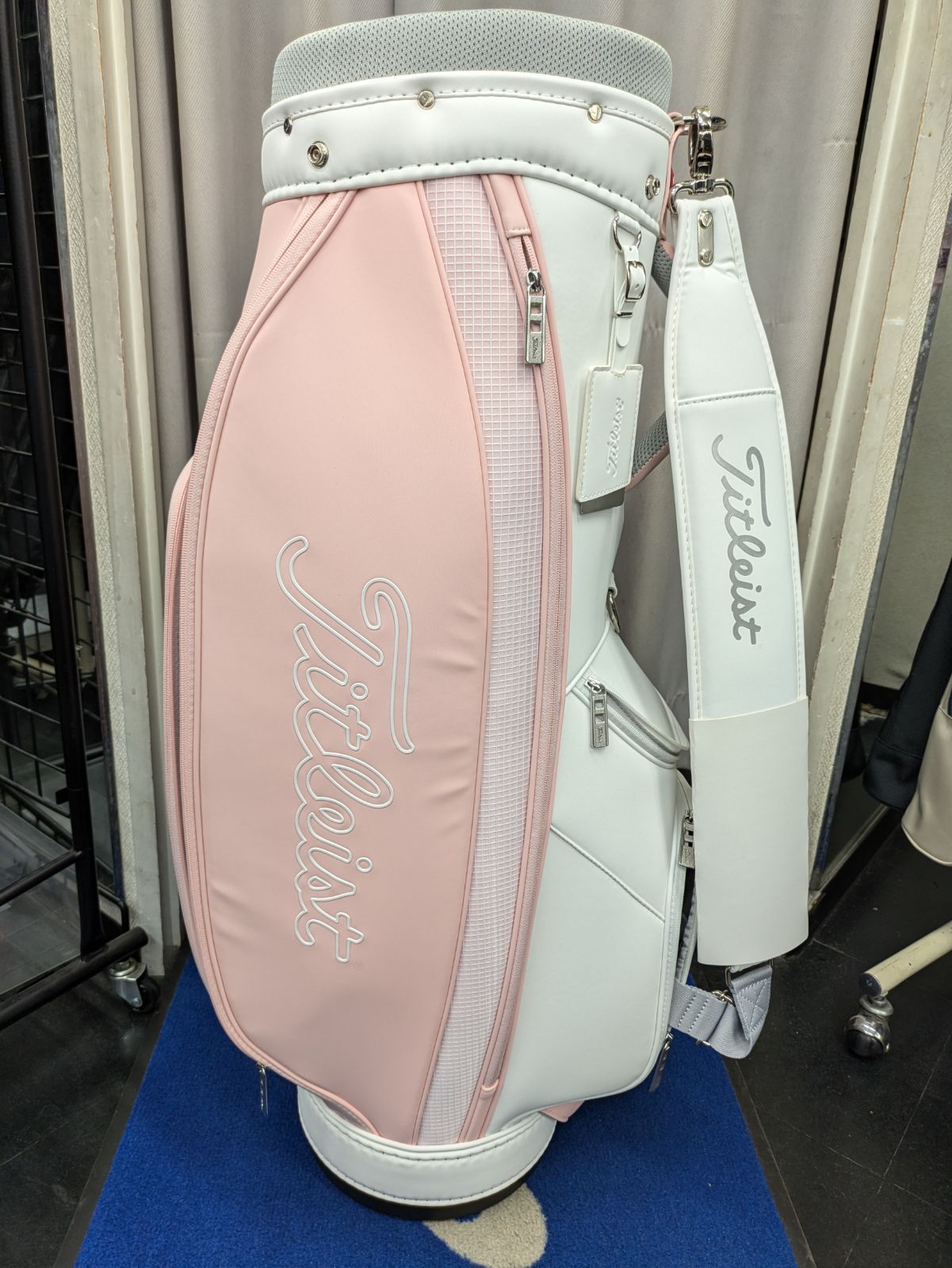 Ld【新品未使用品】タイトリスト ウィメンズLW カートバッグ TB23CTWLA-16 キャディバッグ 8.5型 47インチ対応 約2.8kg 4分割 Titleist 日本正規品 日本 ...