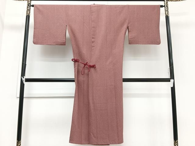 平和屋着物＃道行コート 単衣 色紋付 翁格子 鉄黒色 反端付き