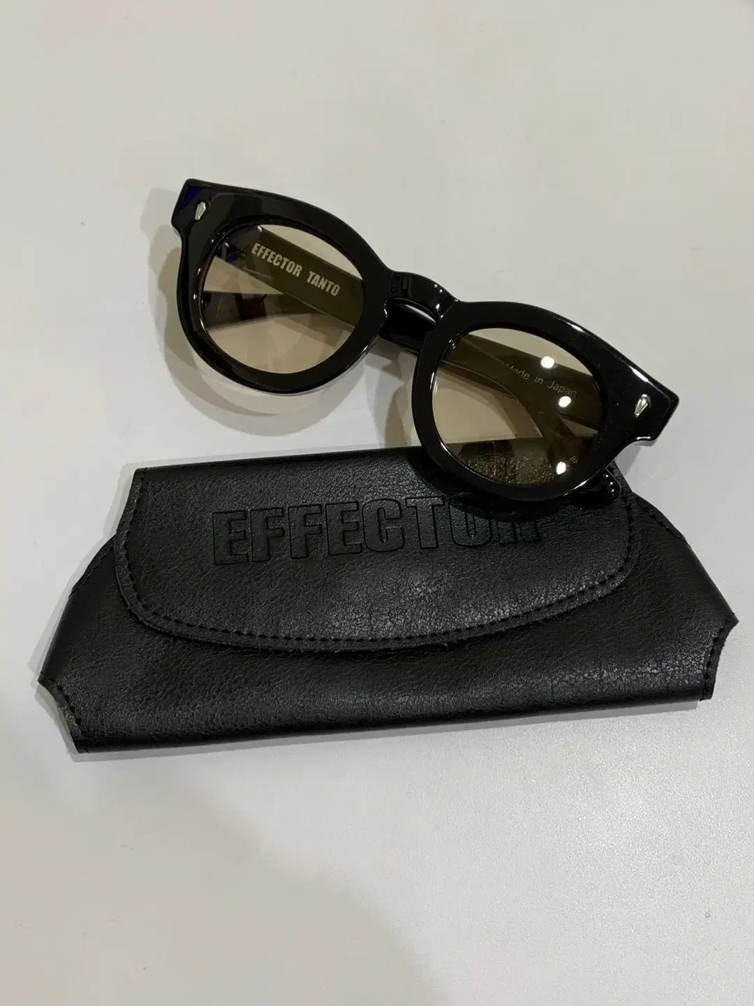 【雷市場（ポンジャン）商品韓国直送】 眼鏡屋 事業を閉じる 整理 EFFECTOR TANTO EFFECTOR(エフェクター) タント ブラウン ティント - メルカリ