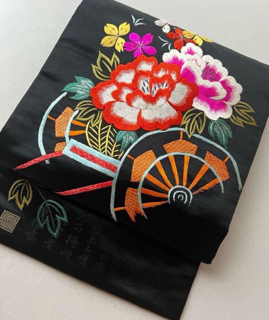 平和屋着物○九寸名古屋帯 駒刺繍 絞り 菊 鬼しぼ縮緬 正絹 逸品