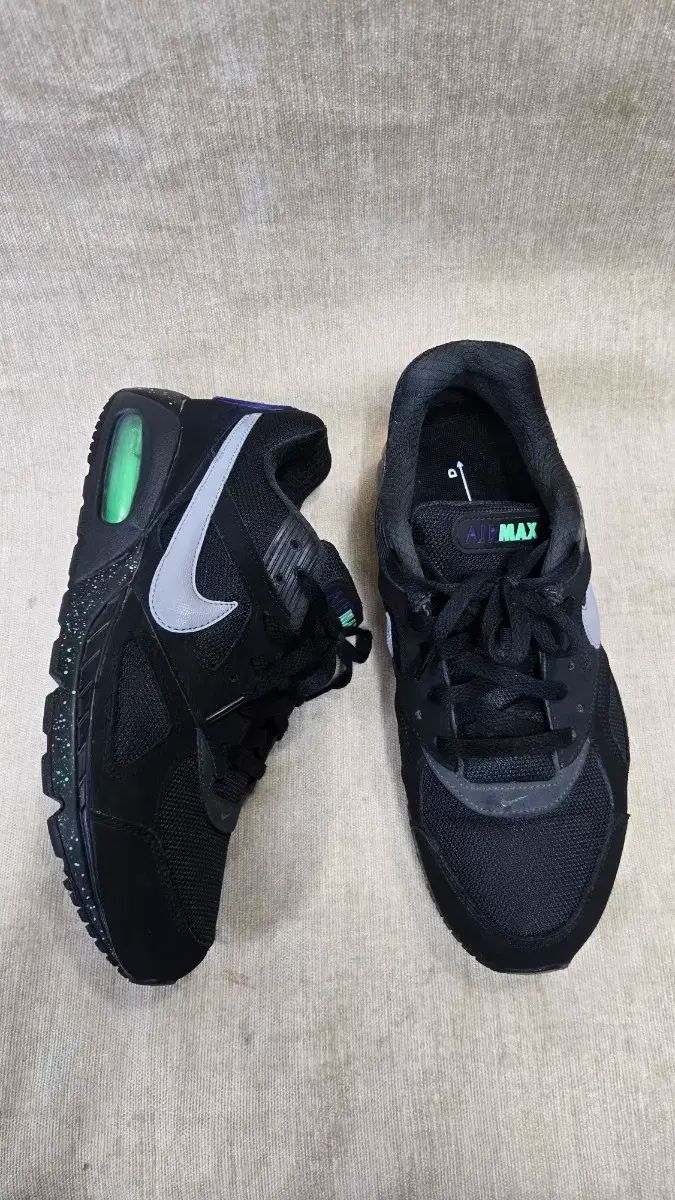 【雷市場（ポンジャン）商品韓国直送】 NIKE(ナイキ) エアマックス 275cm ー イボ メンズ ランニングシューズ - メルカリ