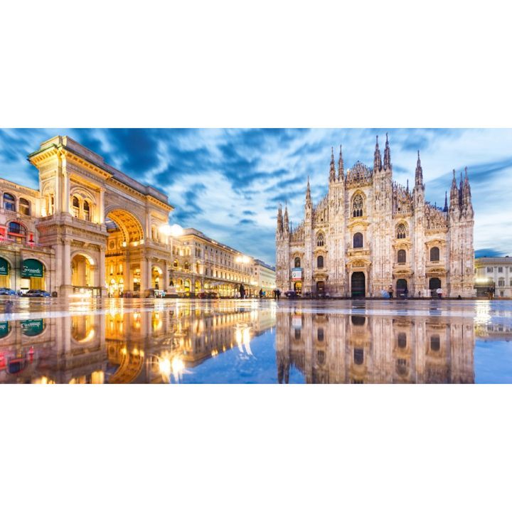 絵画風 壁紙ポスター (はがせるシール式) ミラノのドゥオーモ ミラノ大聖堂 ドゥオーモ広場 イタリア 世界最大級のゴシック建築 パノラマ キャラクロ MLNO-001S1 (1152mm× ...