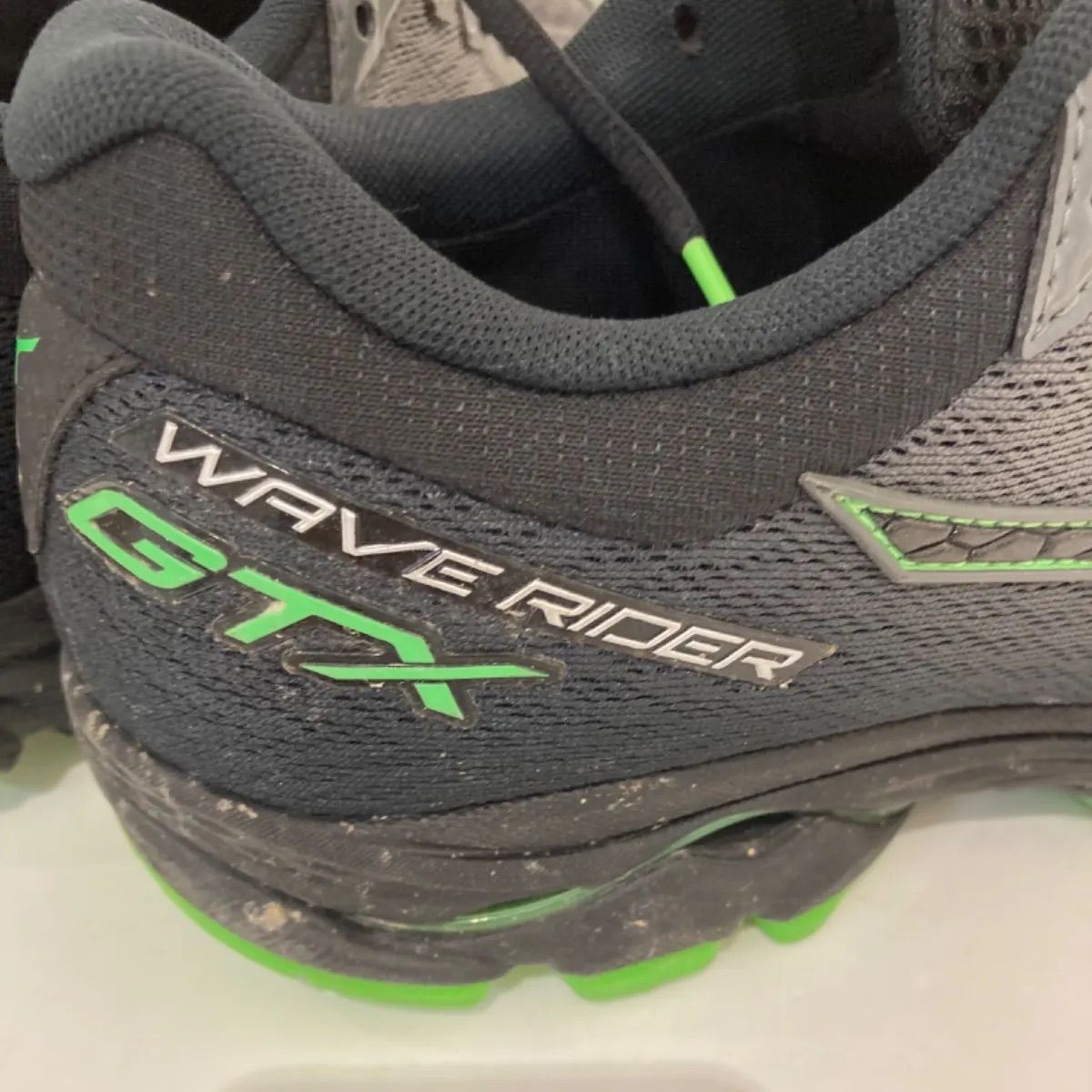 Mizvno ミズノ WAVERIDER 22GTX ランニングシューズ ウェーブライダー スニーカー ランニングシューズ ダークグレー 26cm メンズ ゴーゴー古着マルイ草加店790Y ...