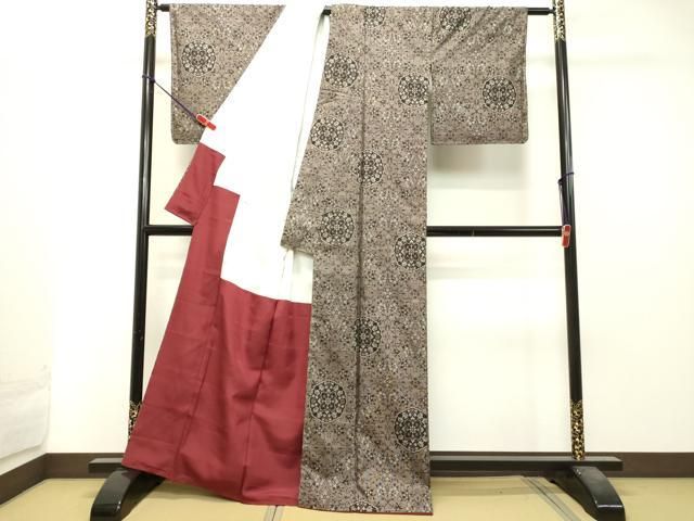 平和屋着物○本場大島紬 9マルキ 正倉院花文 正絹 逸品 未使用