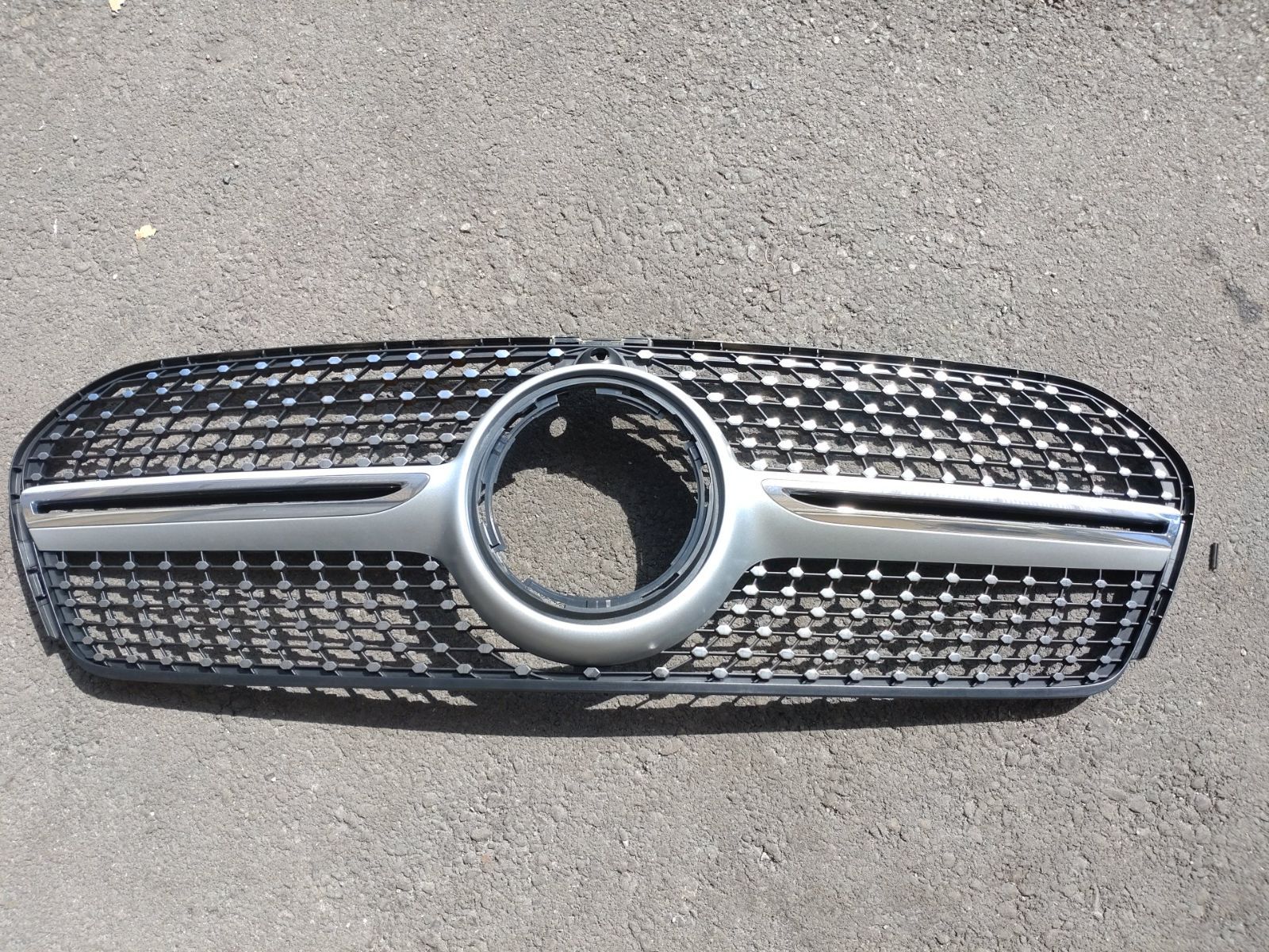 メルセデスベンツ V167 GLE 純正 中古グリル A1678886100 A167888690 - メルカリ