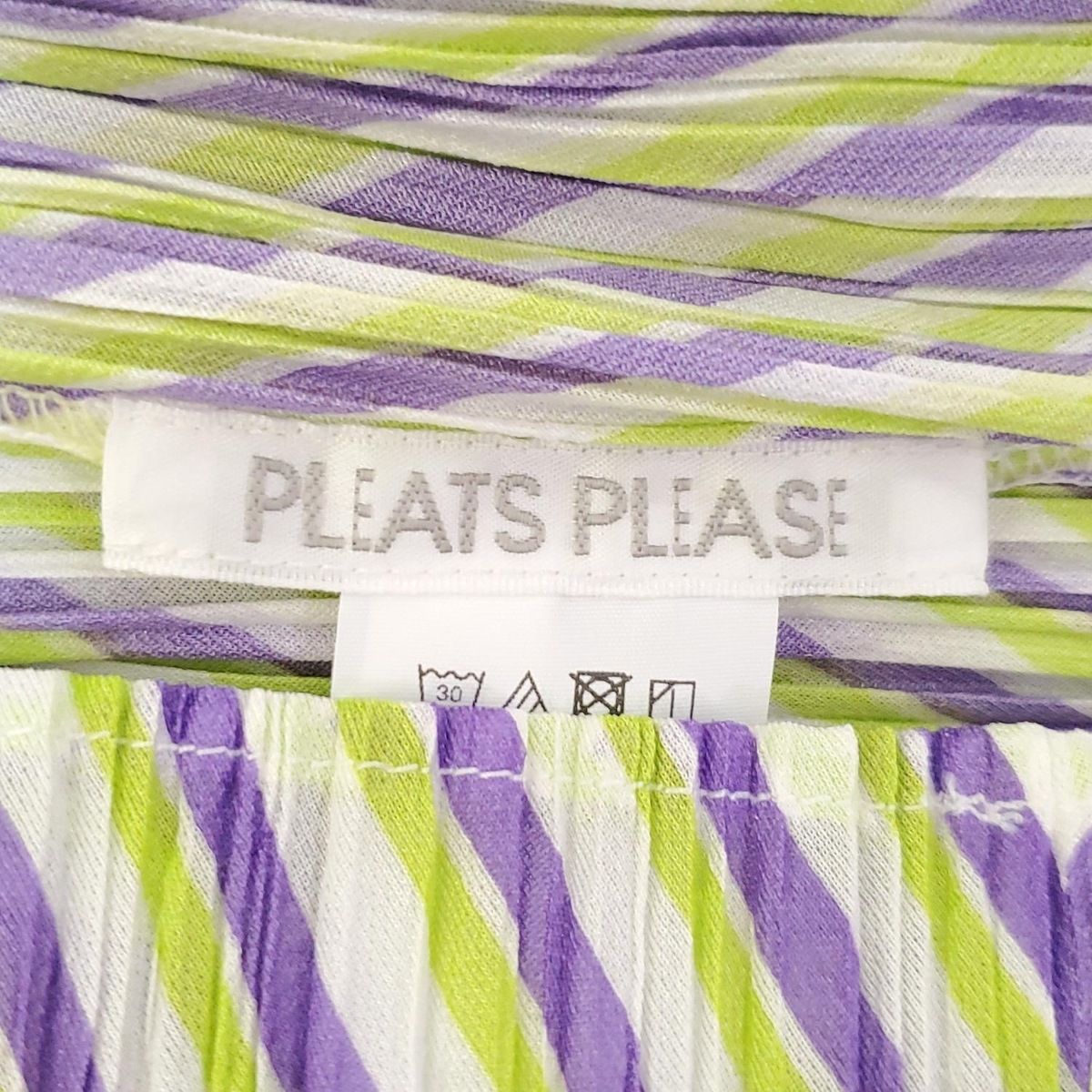 PLEATS PLEASE(プリーツプリーズ) ワンピース サイズ3 L PLEATS PLEASE(プリーツプリーズ) ワンピース サイズ3 L