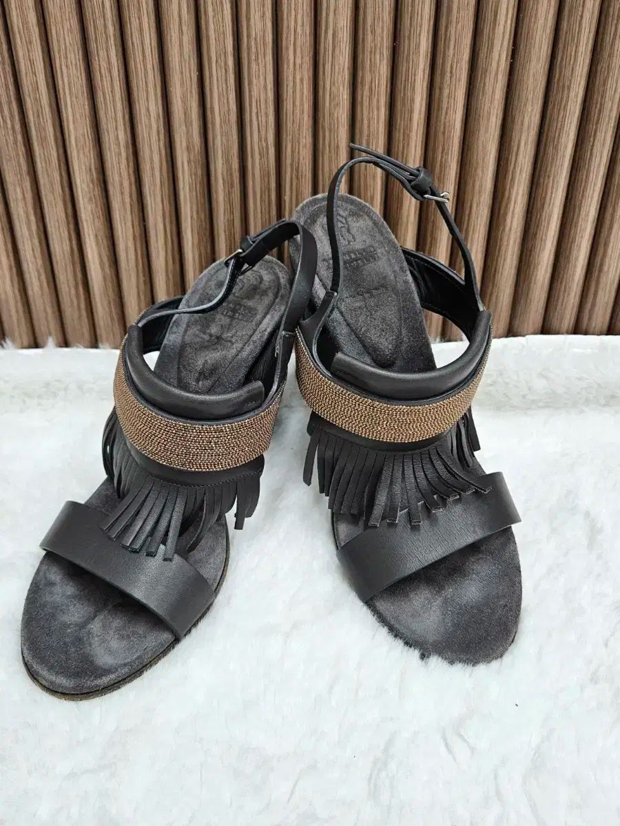 プラダ PRADA サンダル 靴 シューズ スエード レザー ブラック 未使用